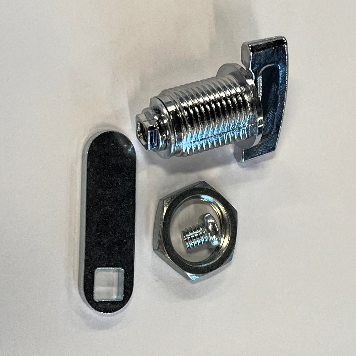 Airstream Cam Latch with Wing Handle, Chrome - 382663 – Woodland ...