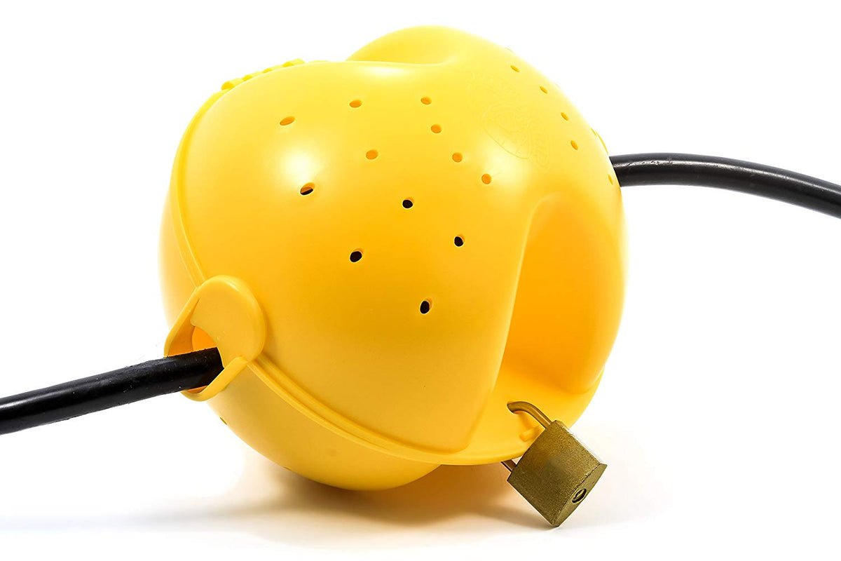 Camco PowerLock Power Cord Plug End Lock – Woodland Airstream Parts and ...